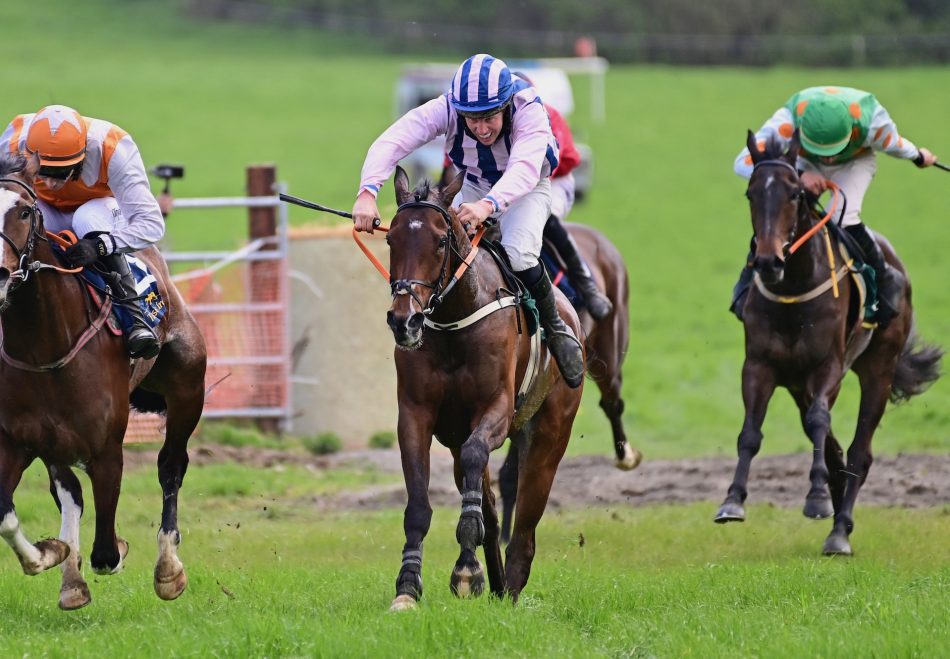 Four-Year-Old Winner Continues Fine Run For Maxios - Coolmore
