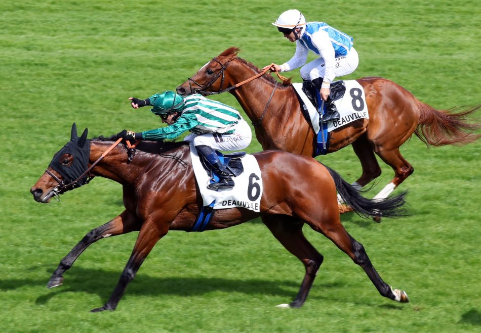 Winning Return for Maranoa Charlie - Coolmore